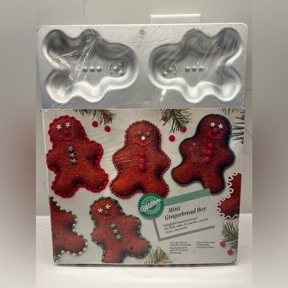 Wilton | Kitchen | Vintage Wilton Mini Gingerbread Boysmen Cake Pan Tin ...